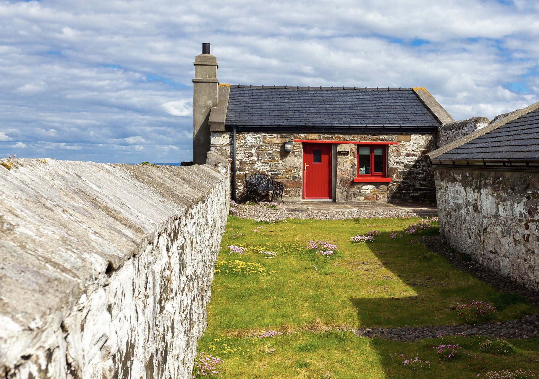 Banshee Cottage - Clare Island Lighthouse